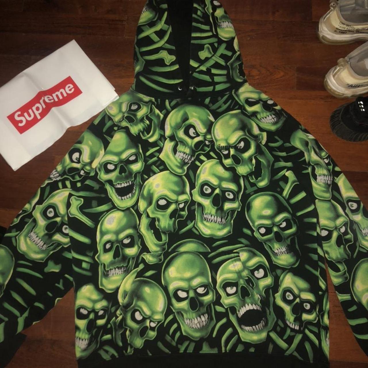 Supreme Skull pile Hoodie 2018🚀 Size L 550 € all in - Depop