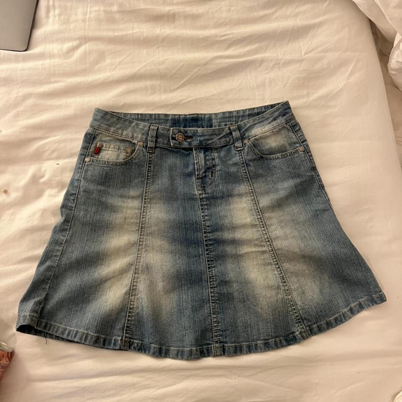 Vintage pleated YMI Denim shirt fits size 27-28 - Depop