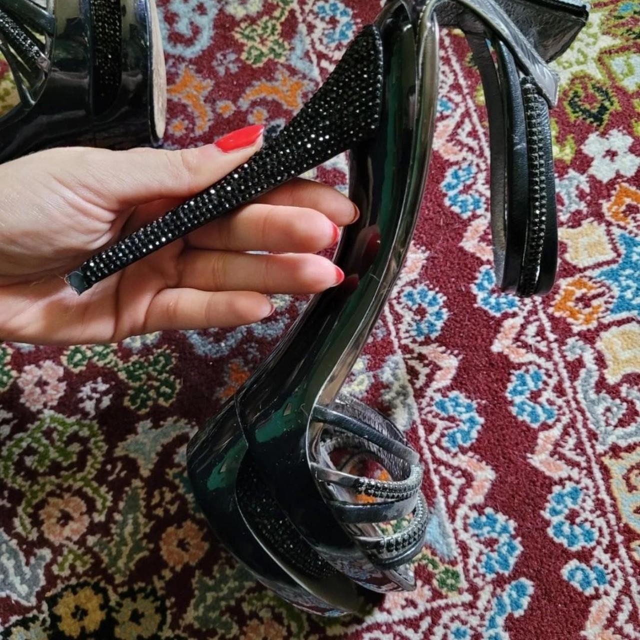 Scarpe Alberto Venturini con tacco alto ricoperto in... - Depop