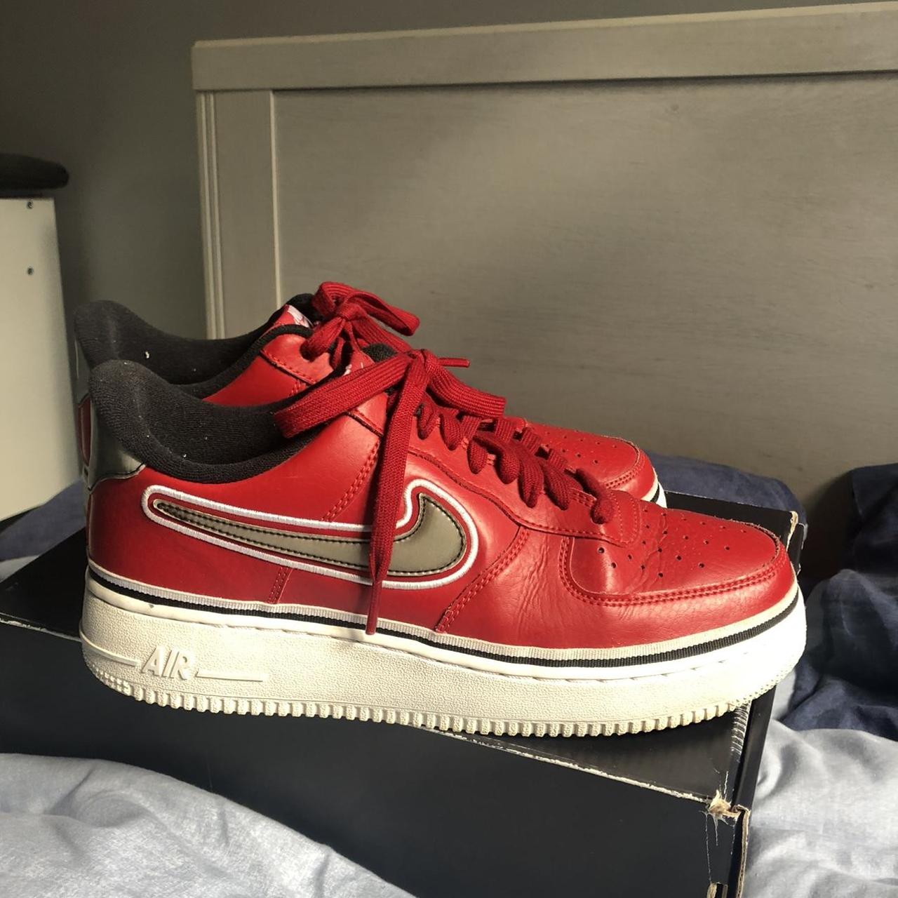 Nike Men's Red and White Trainers | Depop