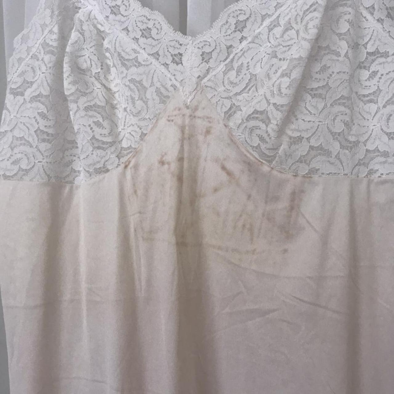 Vanity Fair Women's Tan and Cream Robe | Depop