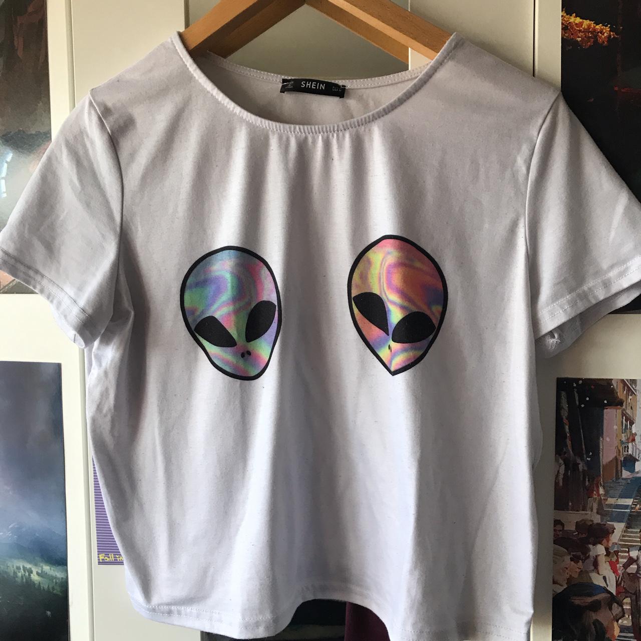 Cutest psychedelic alien graphic tee. Bought a... - Depop