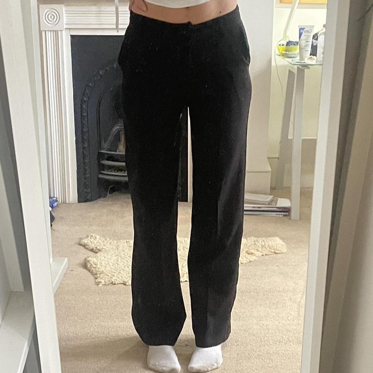 Venderbys’ low waisted black suit trousers, perfect... - Depop