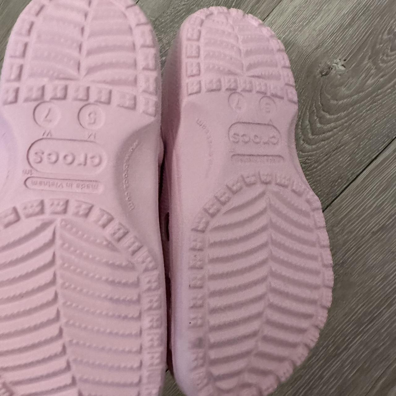 Baby pink crocs Woman’s Size 5 Brand new with tags - Depop