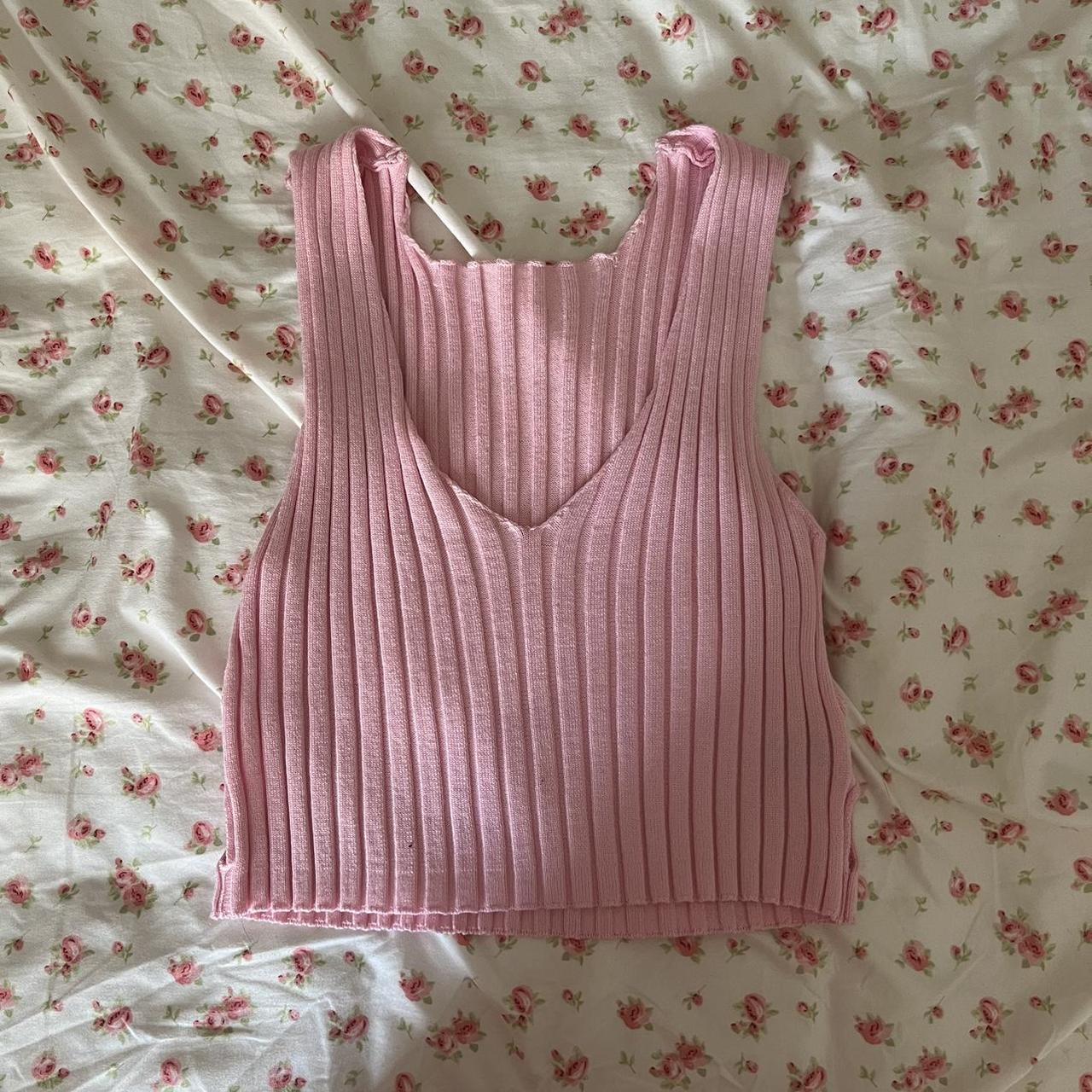 pink ribbed crop top with side cut outs 🌸 not sure... - Depop