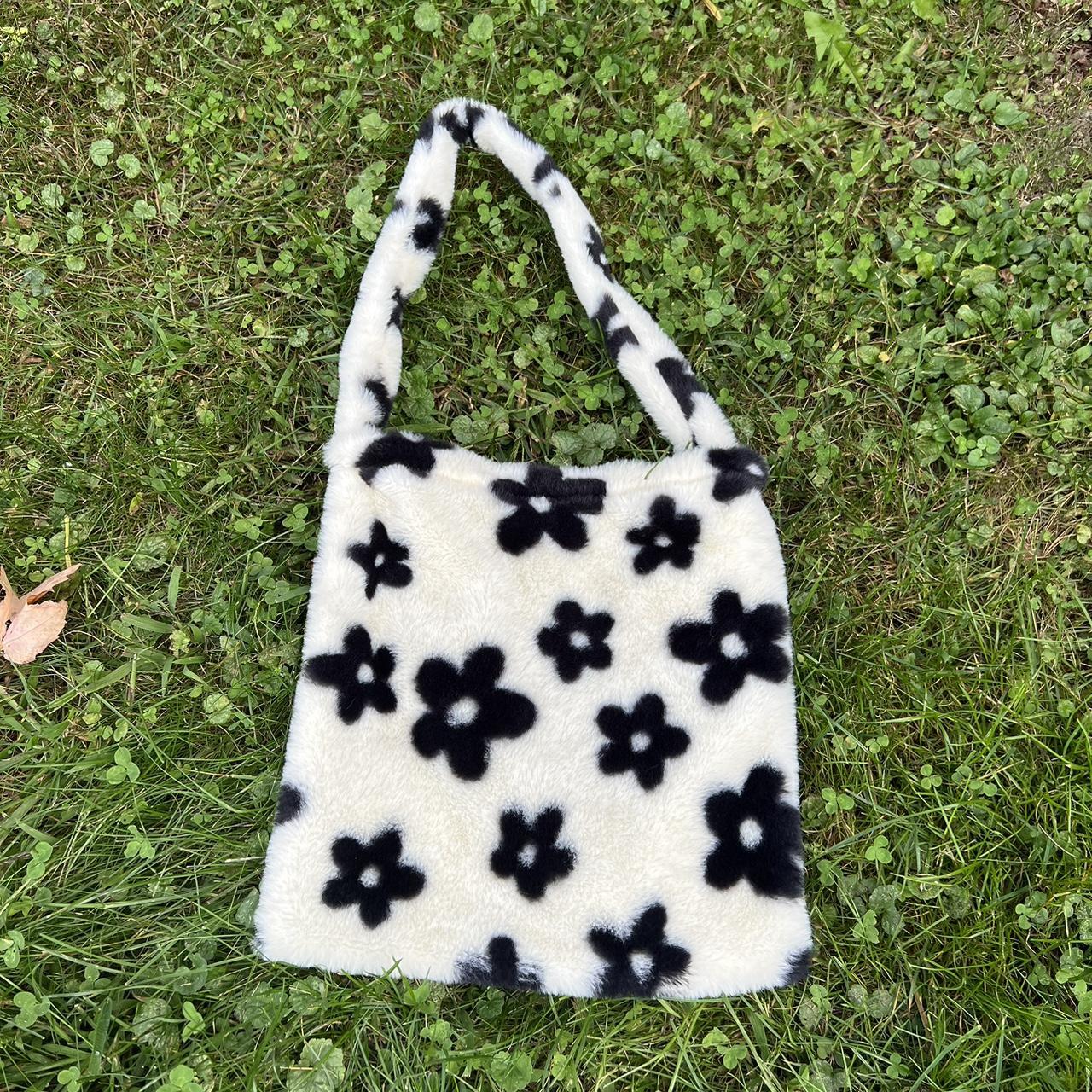 Fluffy Tote Bag 🐮 Adorable super soft tote bag... - Depop