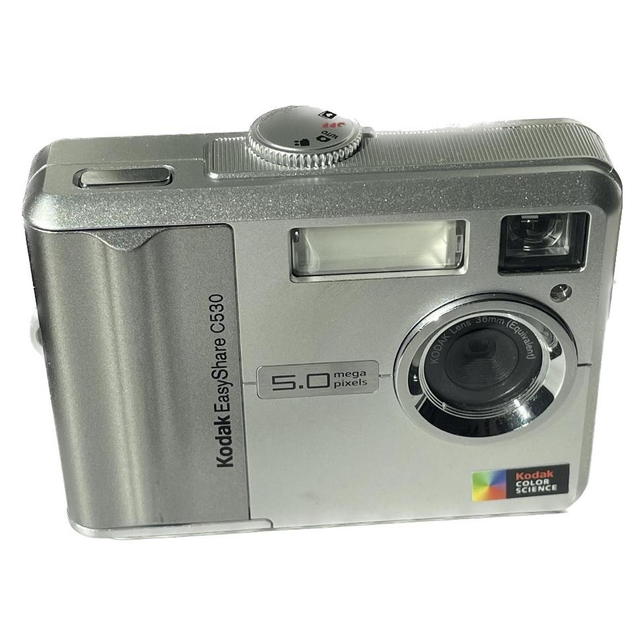 Feel like you’re in 2001 with this Kodak EasyShare... - Depop