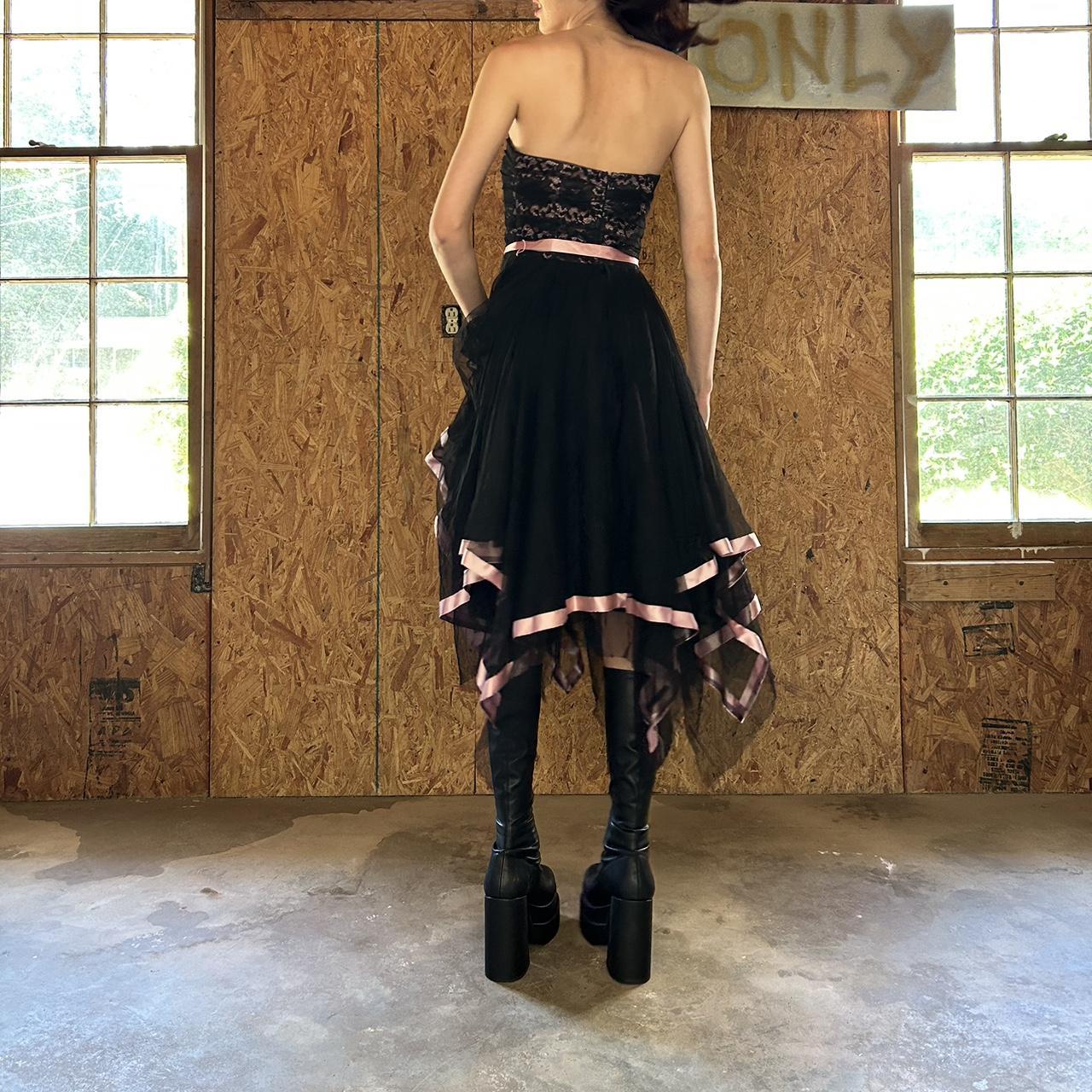 major grunge/goth princess vibes with this one!!!... - Depop