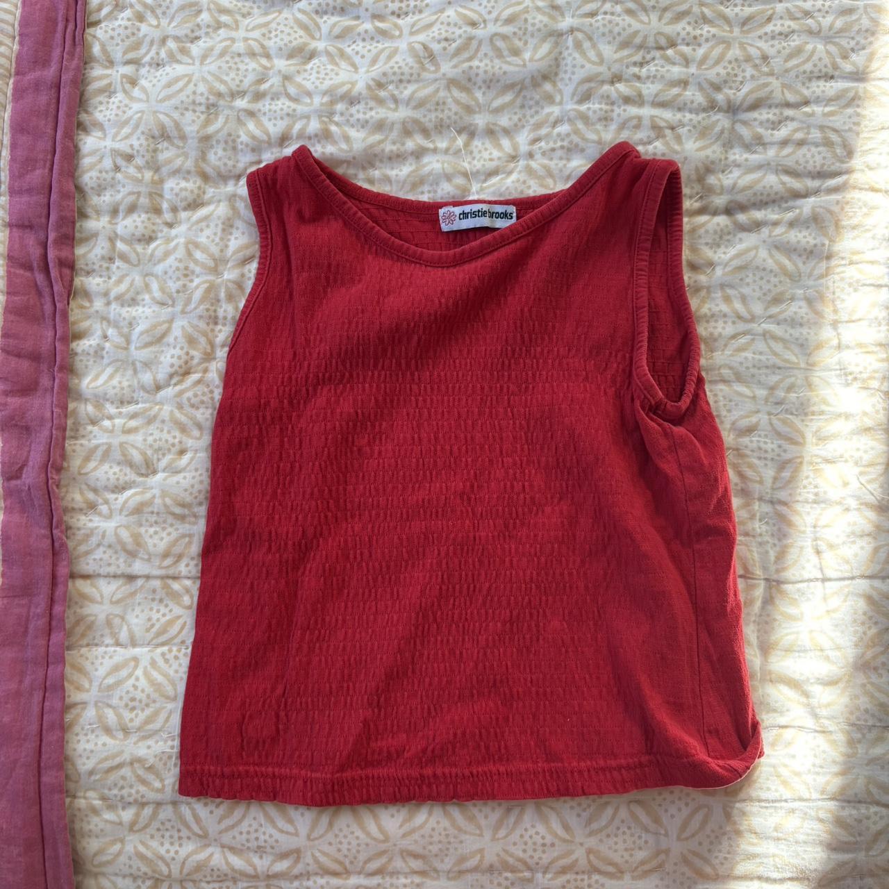 Small red tank | Depop