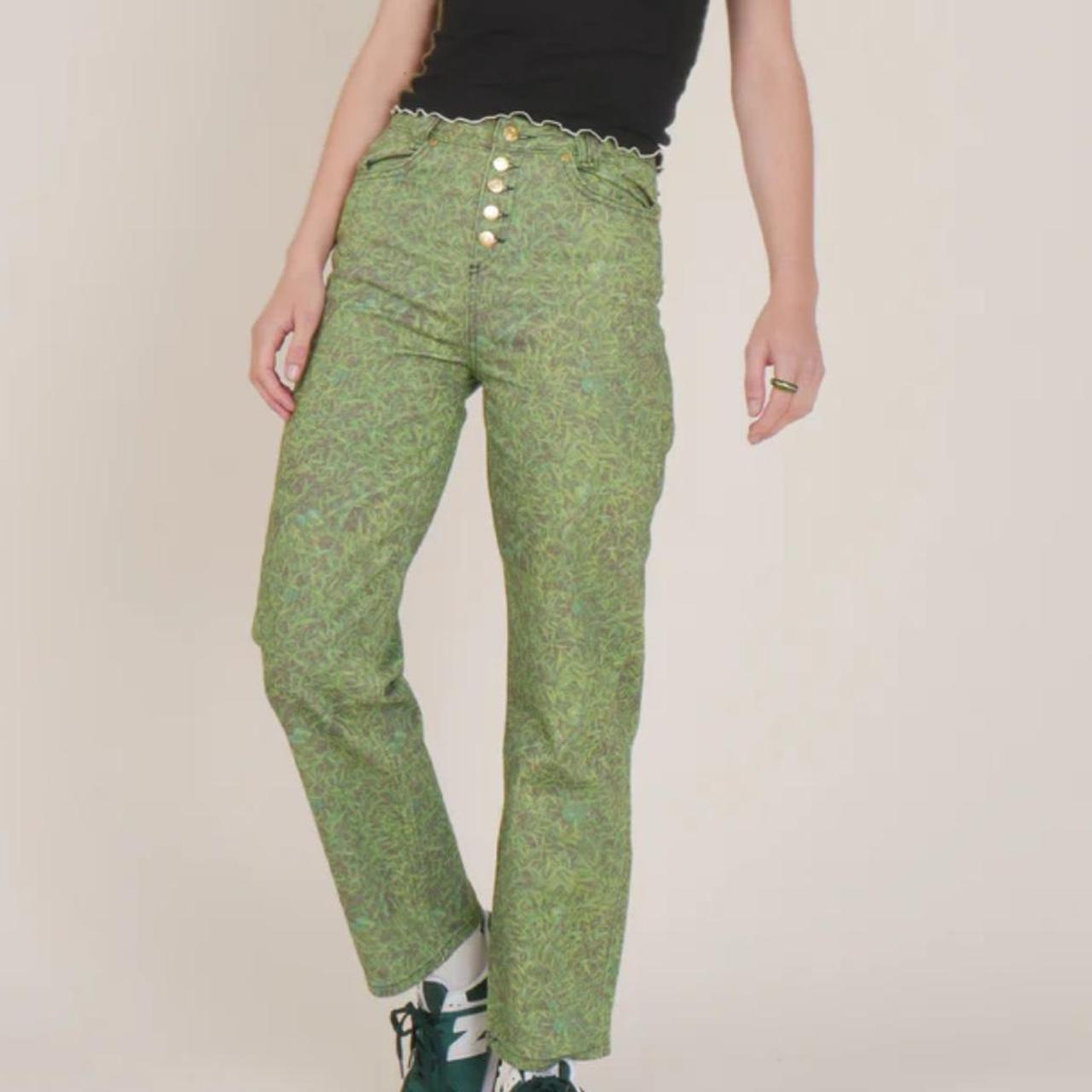 house of sunny green grass pants button size 8 - Depop