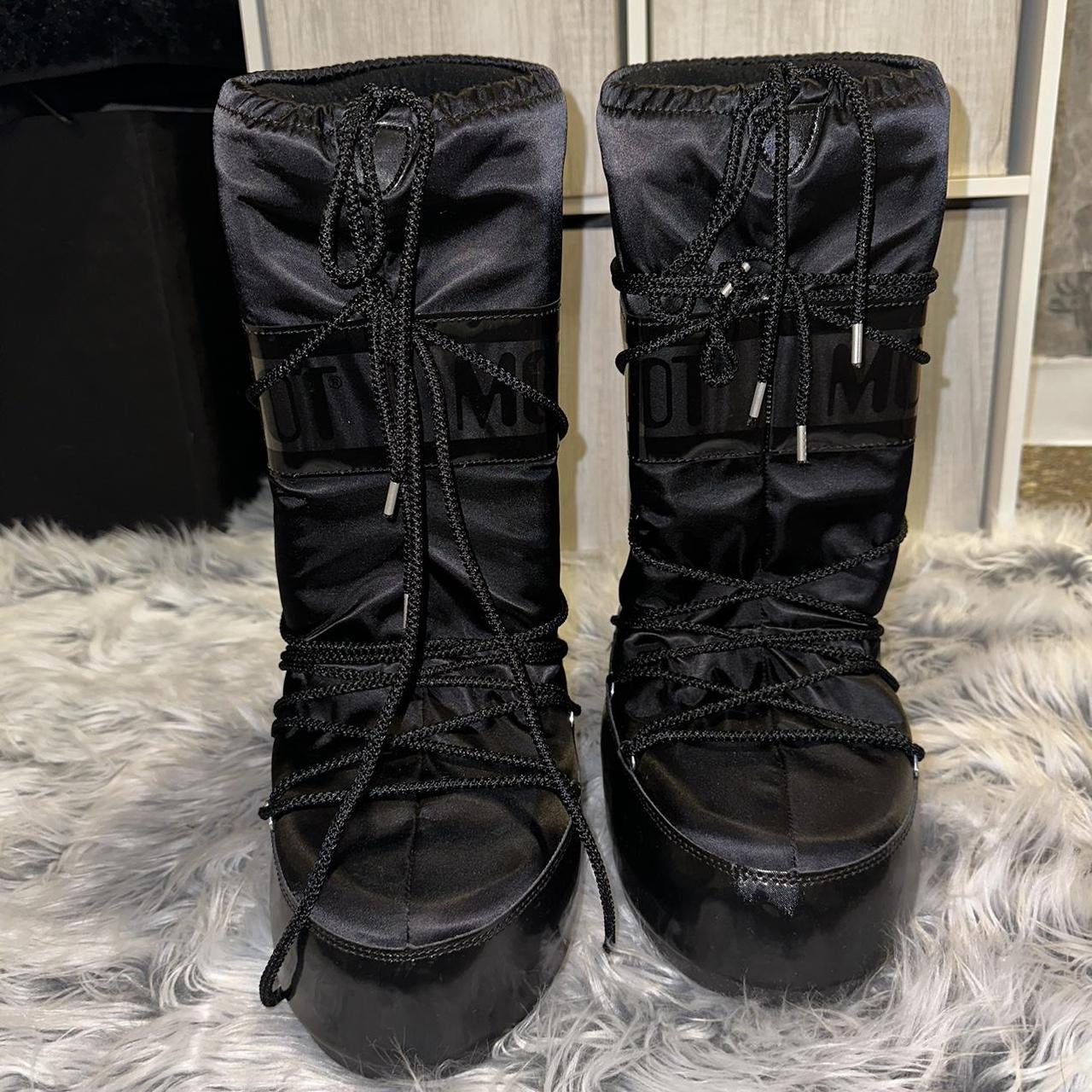 Moon Boot Women's Black Boots | Depop