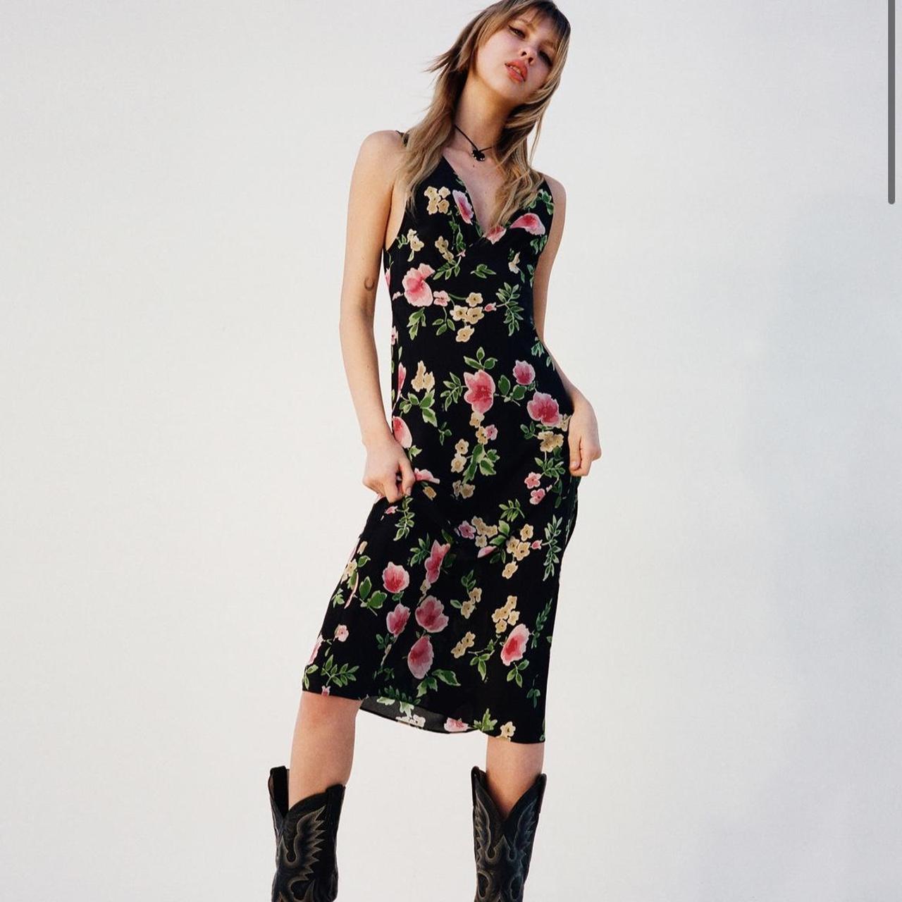 Realisation Par the Stephanie in Moonflower Love... - Depop