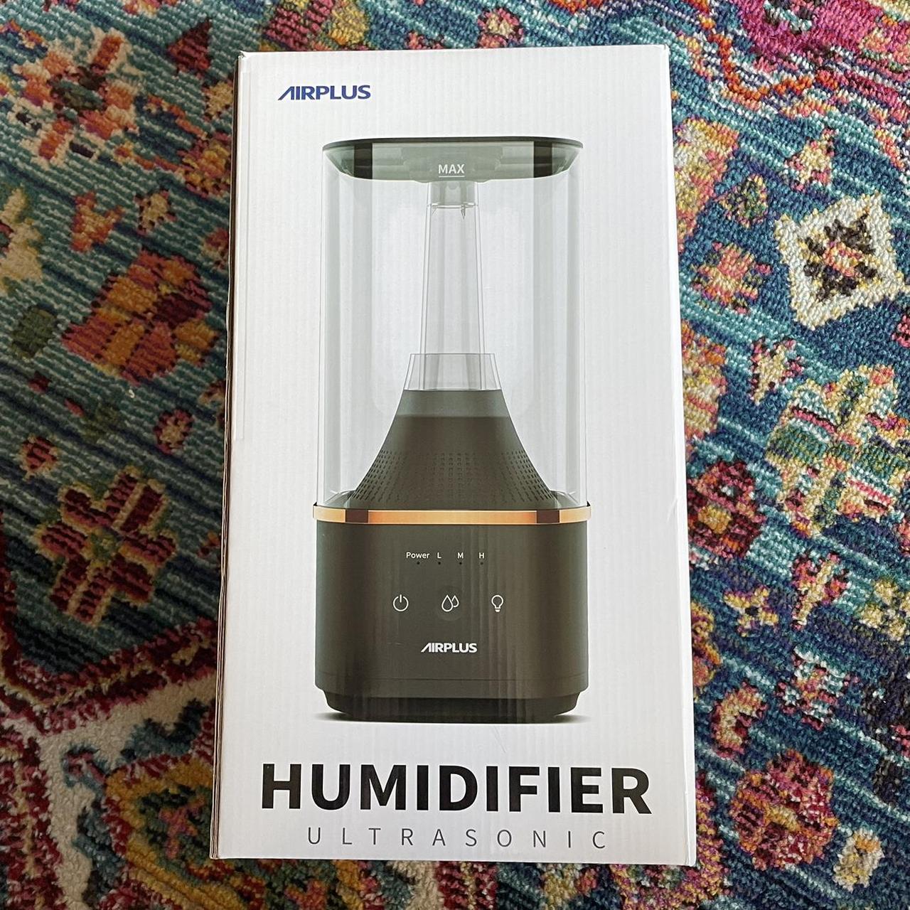 Black and Gold Home-appliances | Depop