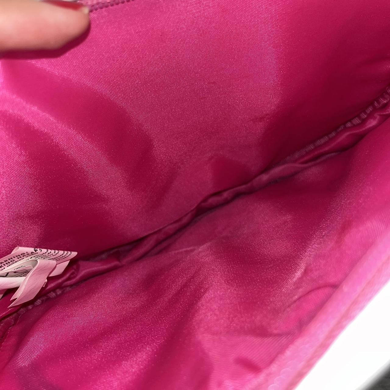 The Cutest Hello Kitty Bag Does Have Signs Of Wear Depop