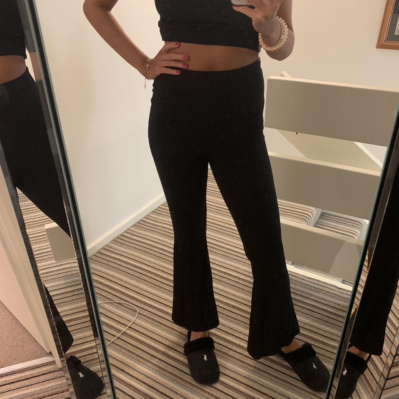 Ribbed asos flared leggings Super comfy and... - Depop