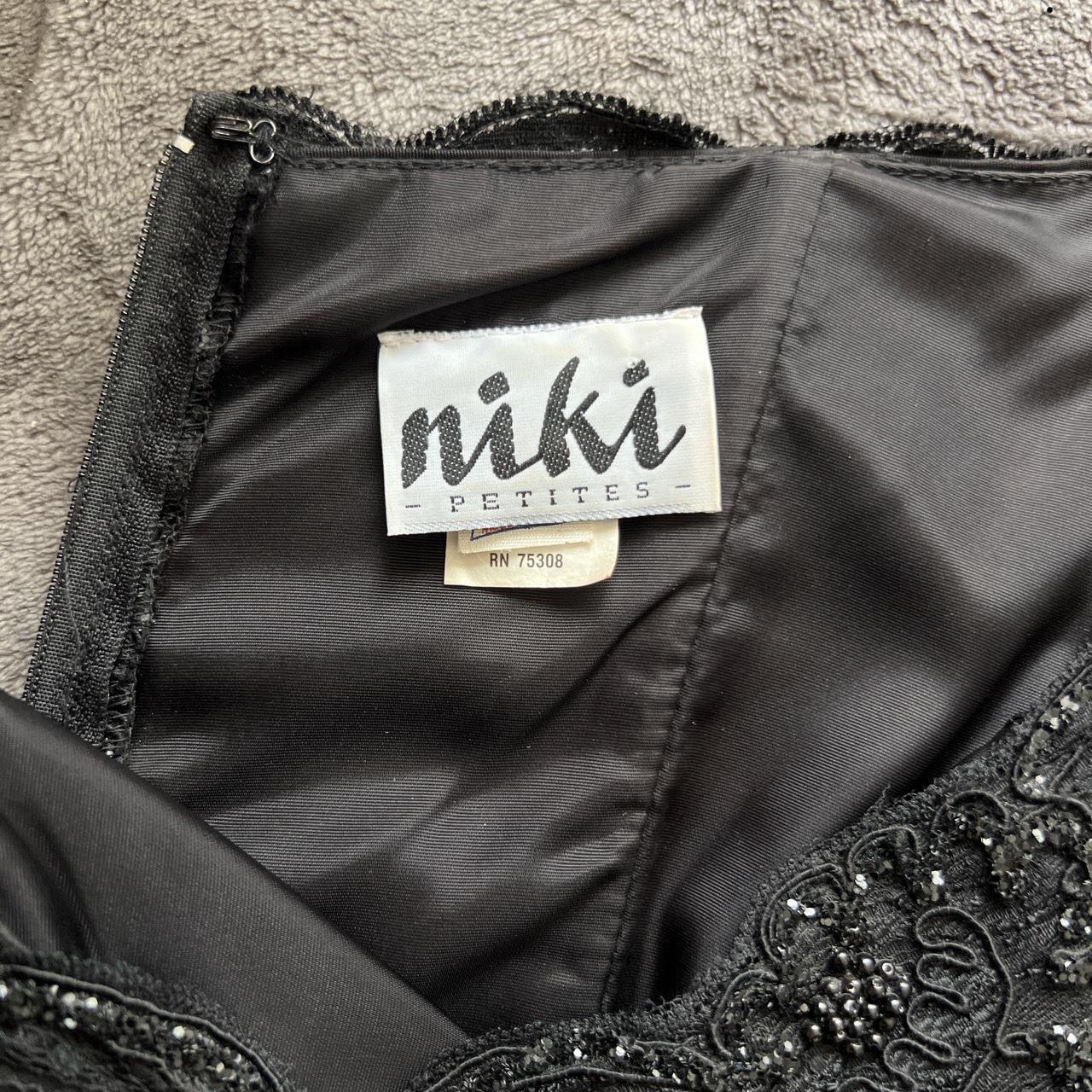 🖤Absolutely Stunning Off the shoulder Vintage 80s... - Depop