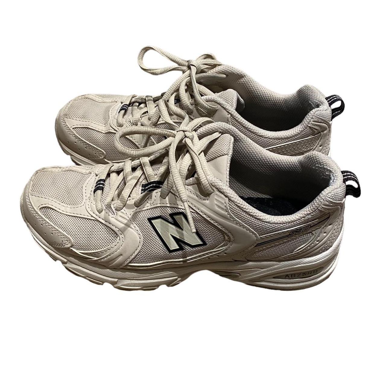 New Balance Women's Cream Trainers | Depop