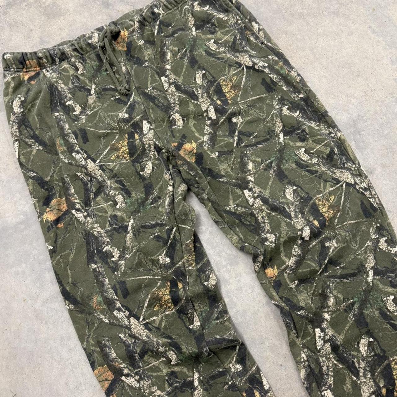 Vintage 2000s Realtree Camo Camouflage Sweatpants... | Depop