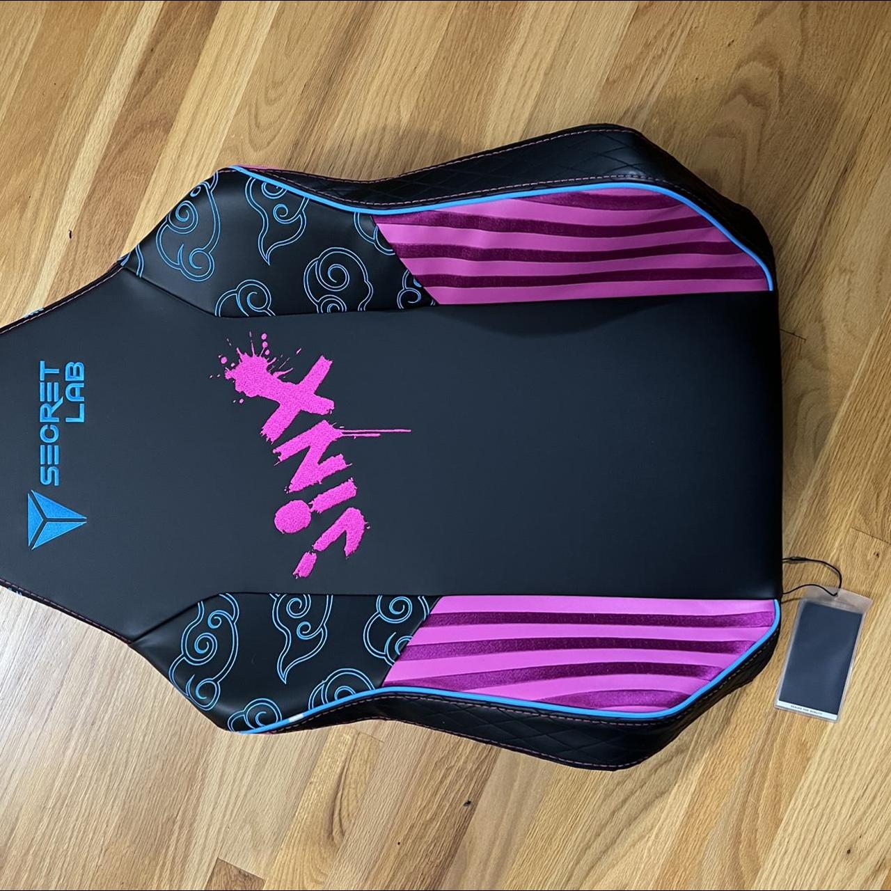 Secretlabs Jinx Imperfect Chair back READ... - Depop