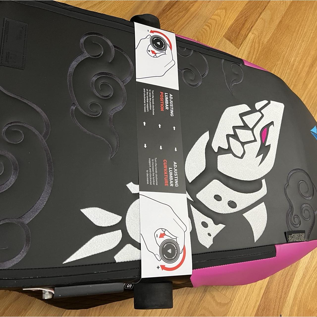 Secretlabs Jinx Imperfect Chair back READ... - Depop