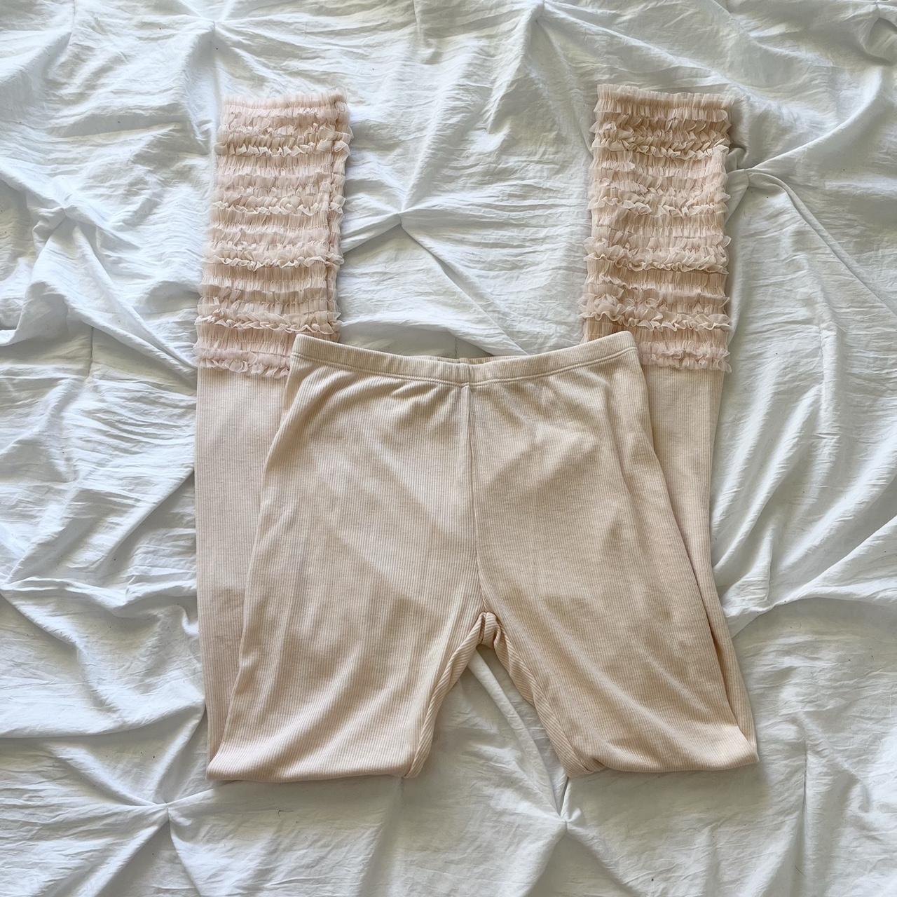 Princess Pale Pink Ruffle Leggings Best fits size... - Depop