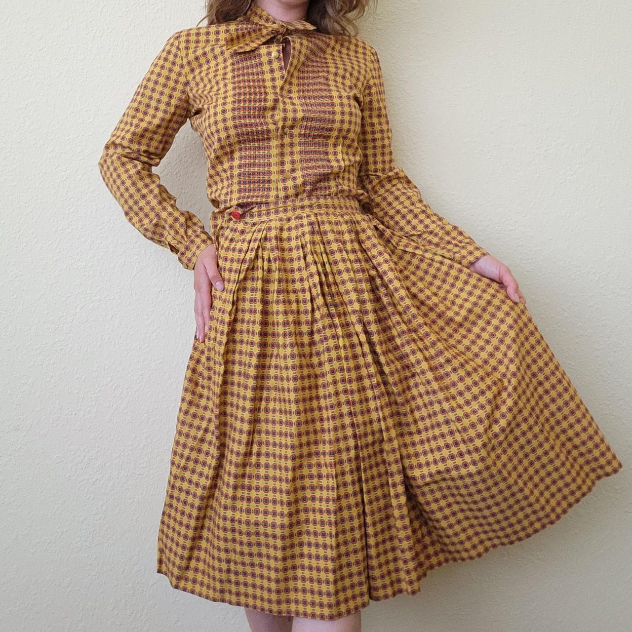 1950s Miss Pot of California 2 piece set! Button up... | Depop