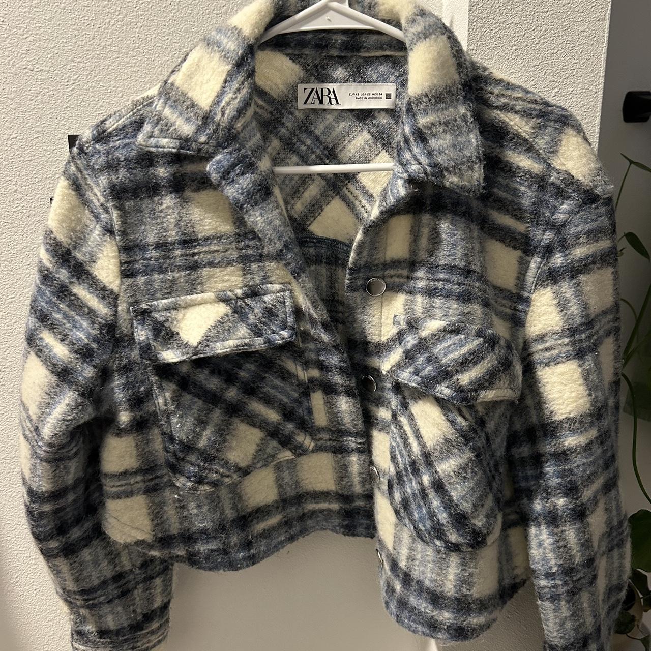 Zara cropped plaid shacket Fits up to S - Depop