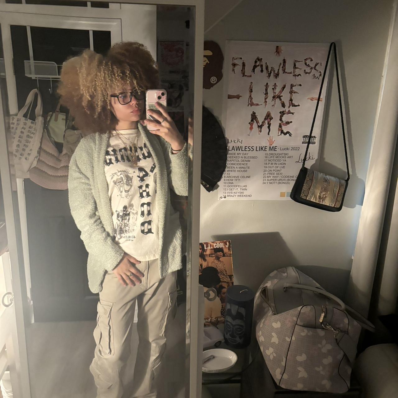 Mint green/light green fuzzy cardigan. I’m a size... - Depop