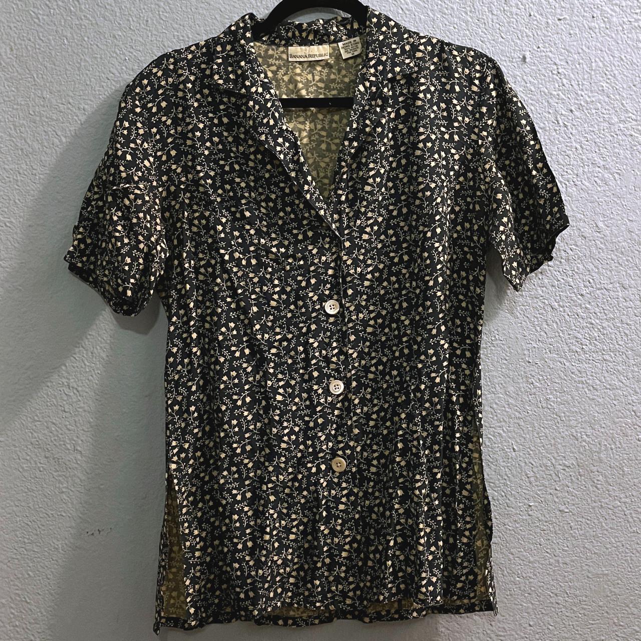 Banana Republic blouse in slate blue & cream calico... - Depop