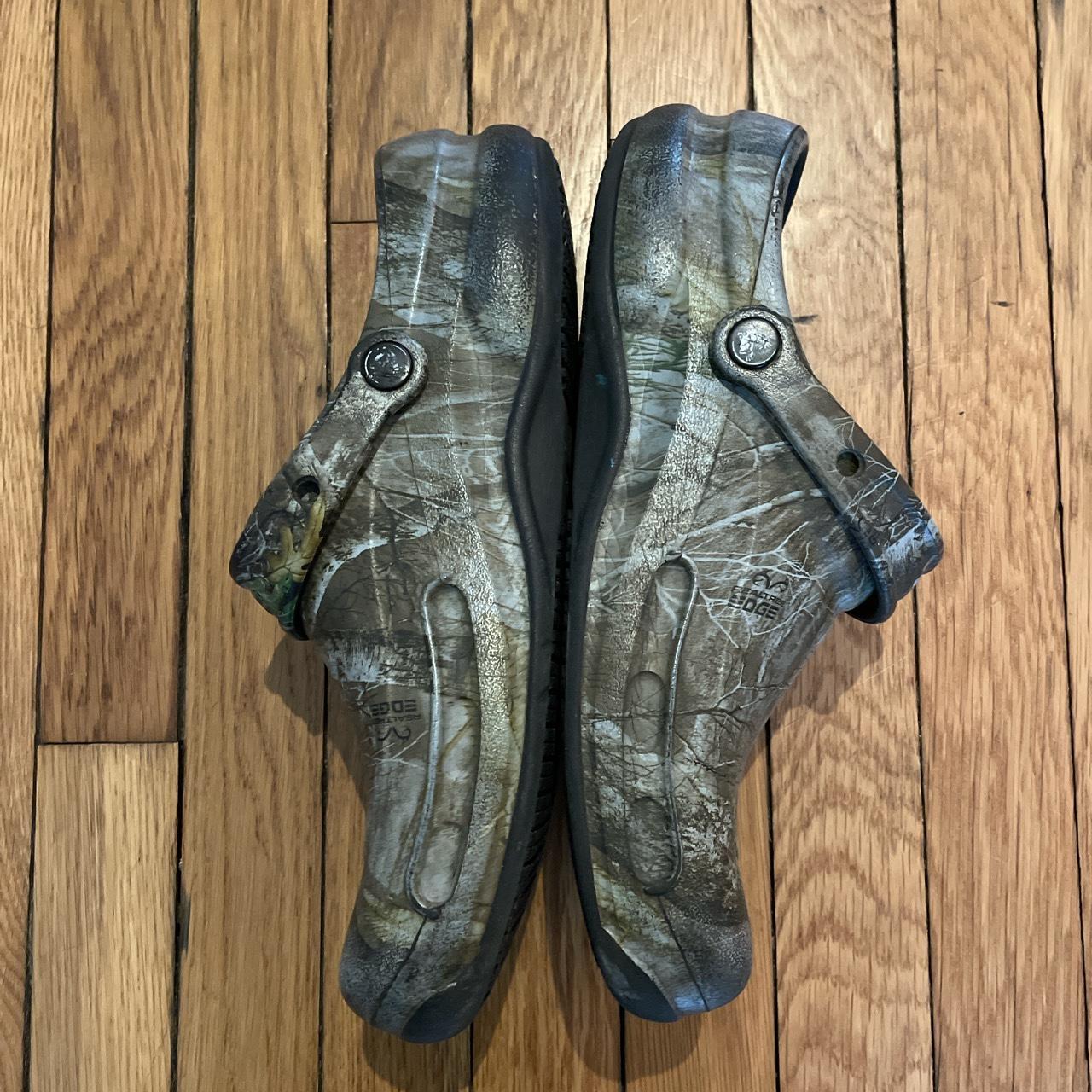 Real tree crocs men’s size 10. Warm in but tons of... - Depop