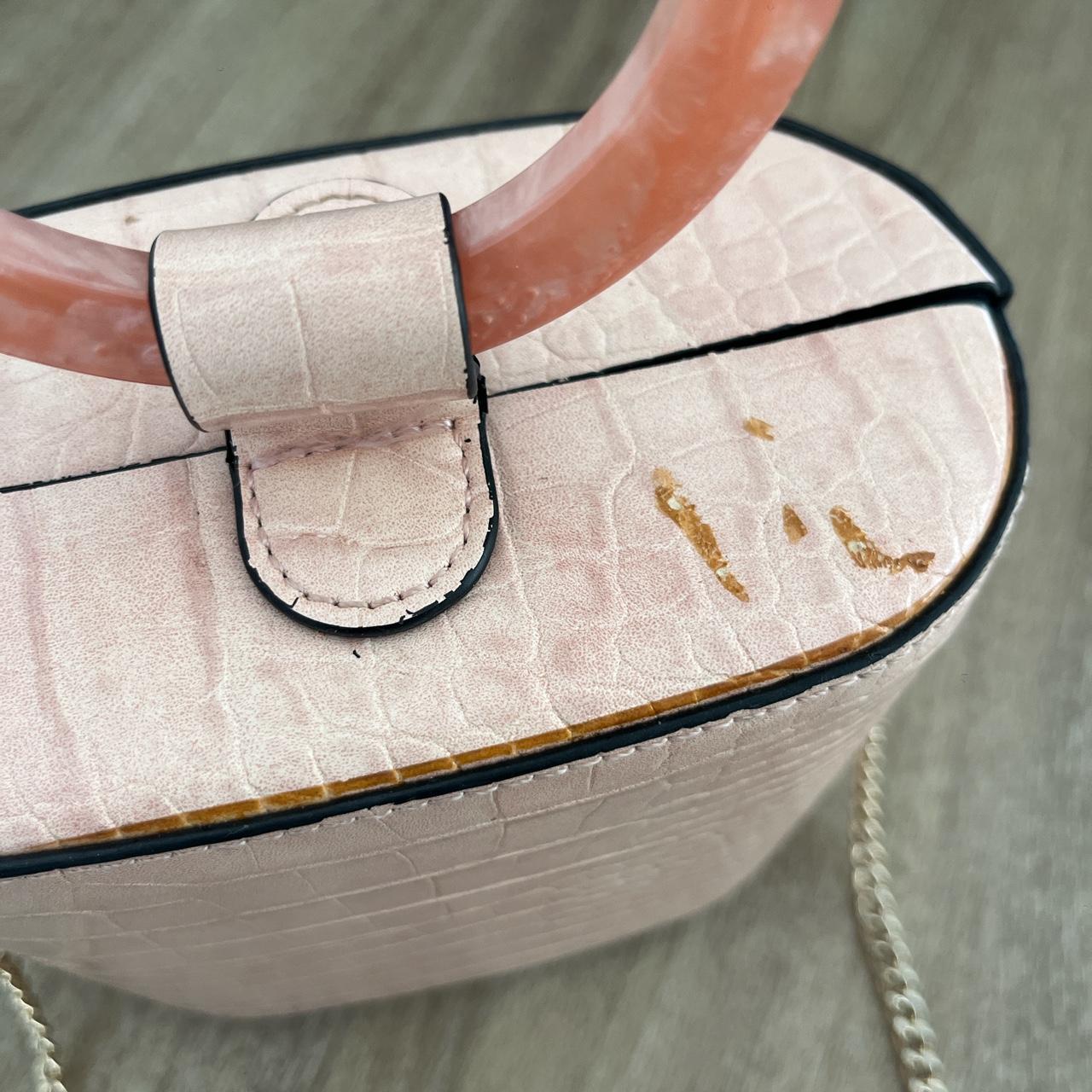Topshop baby pink croc bucket box bag with ring... - Depop