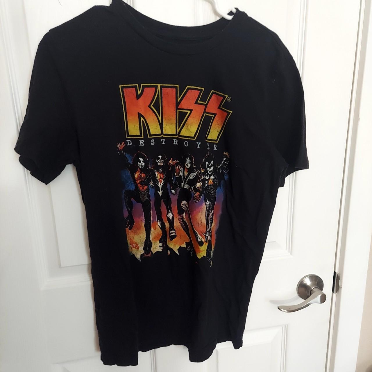 Kissy Kissy Women's Black T-shirt | Depop