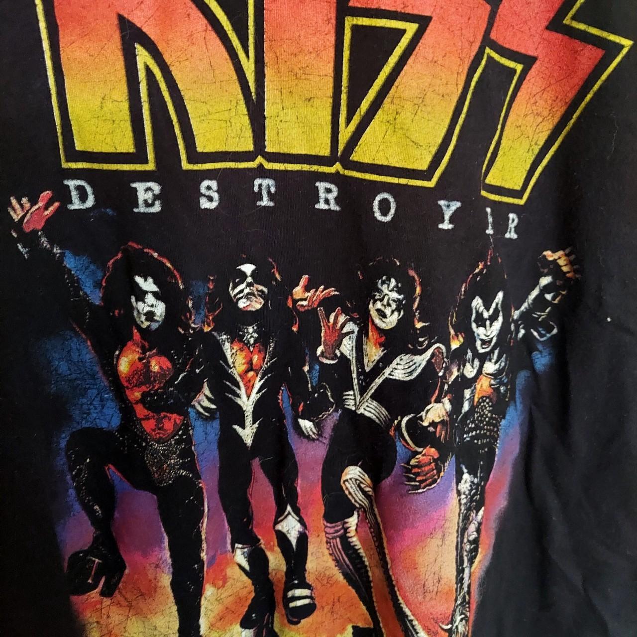 Kissy Kissy Women's Black T-shirt | Depop