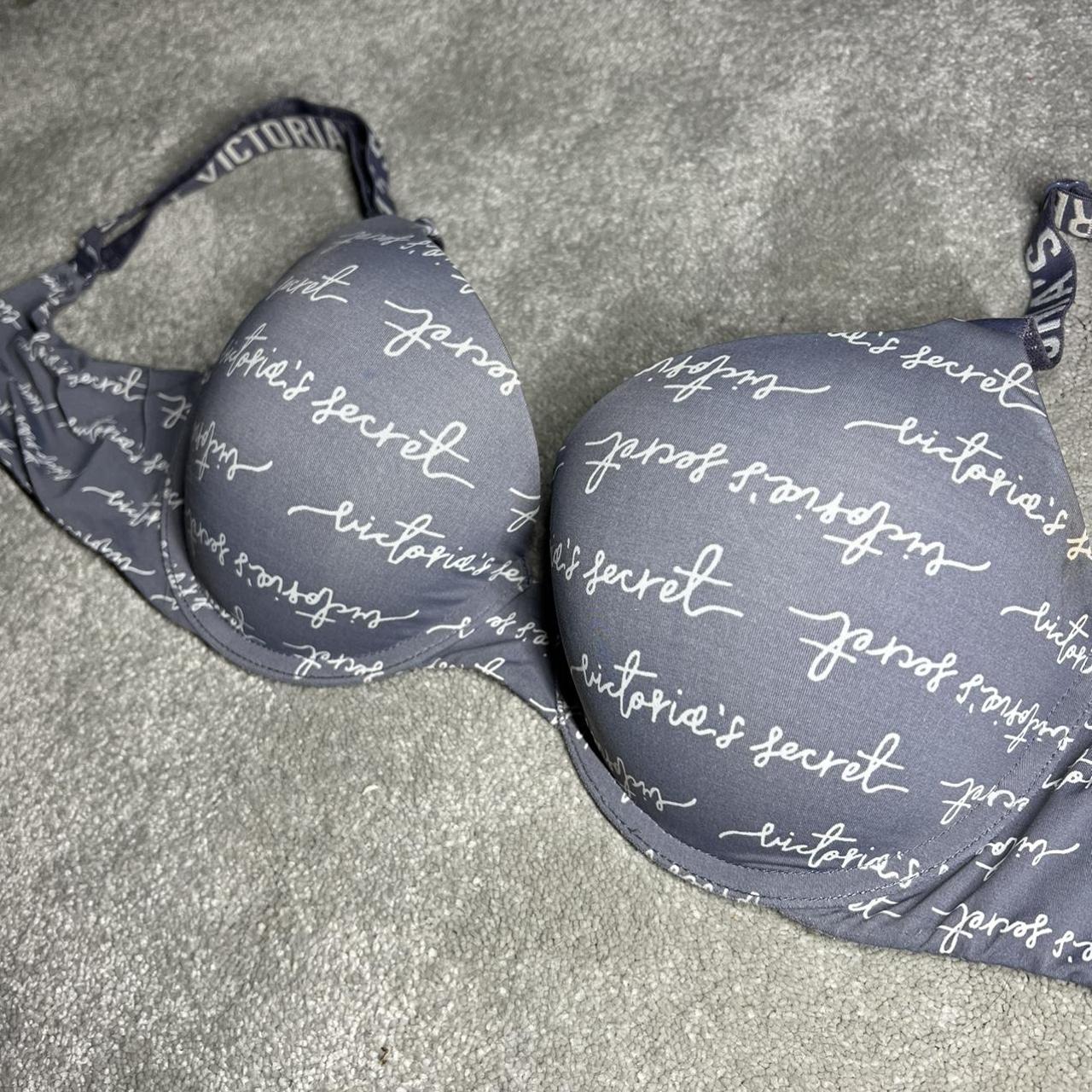 Victoria secret push up. Size 32D - Depop