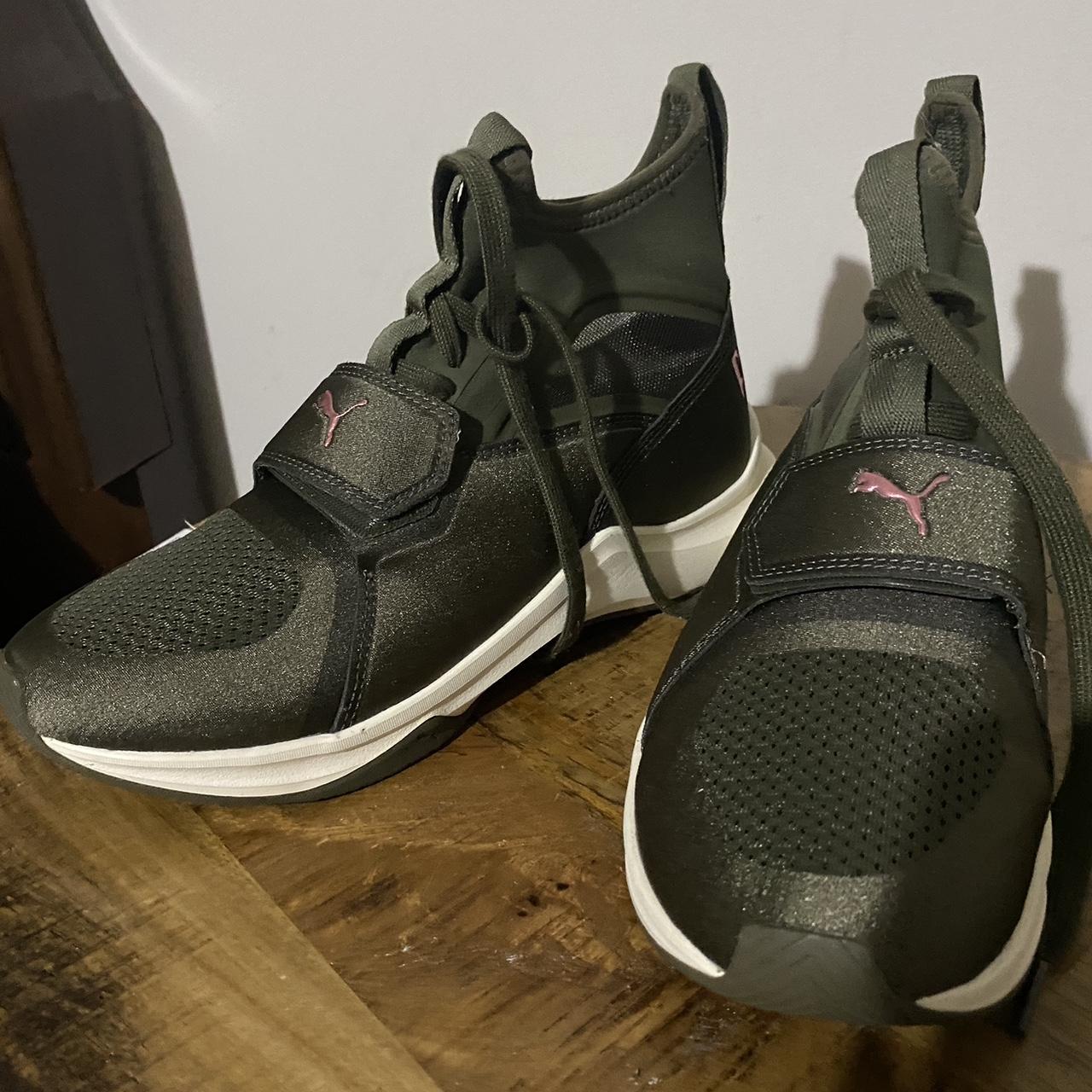 Green puma sneakers athletic gym running shoes casual - Depop