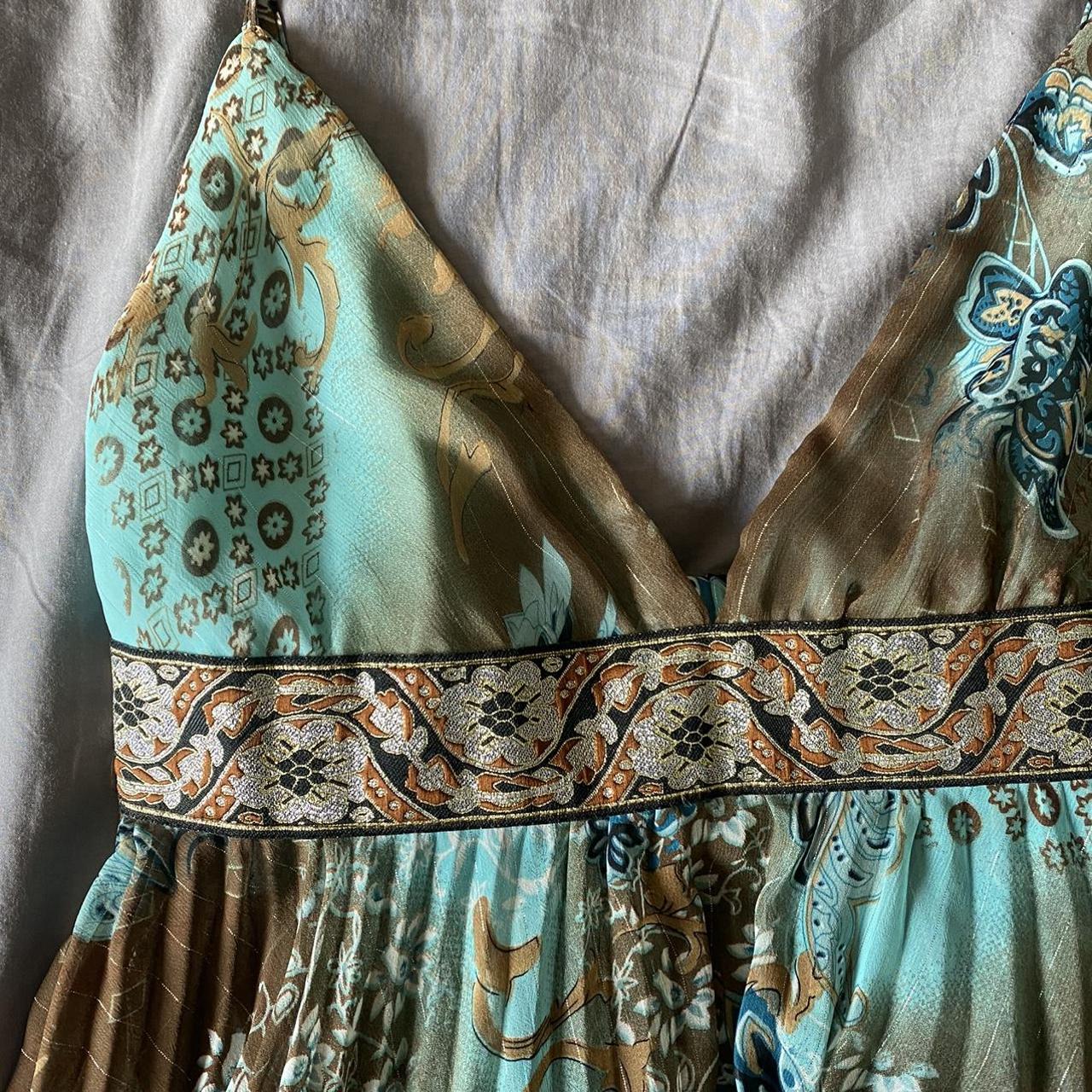 literally the most GORG cami top 🤎🐬 the most... - Depop