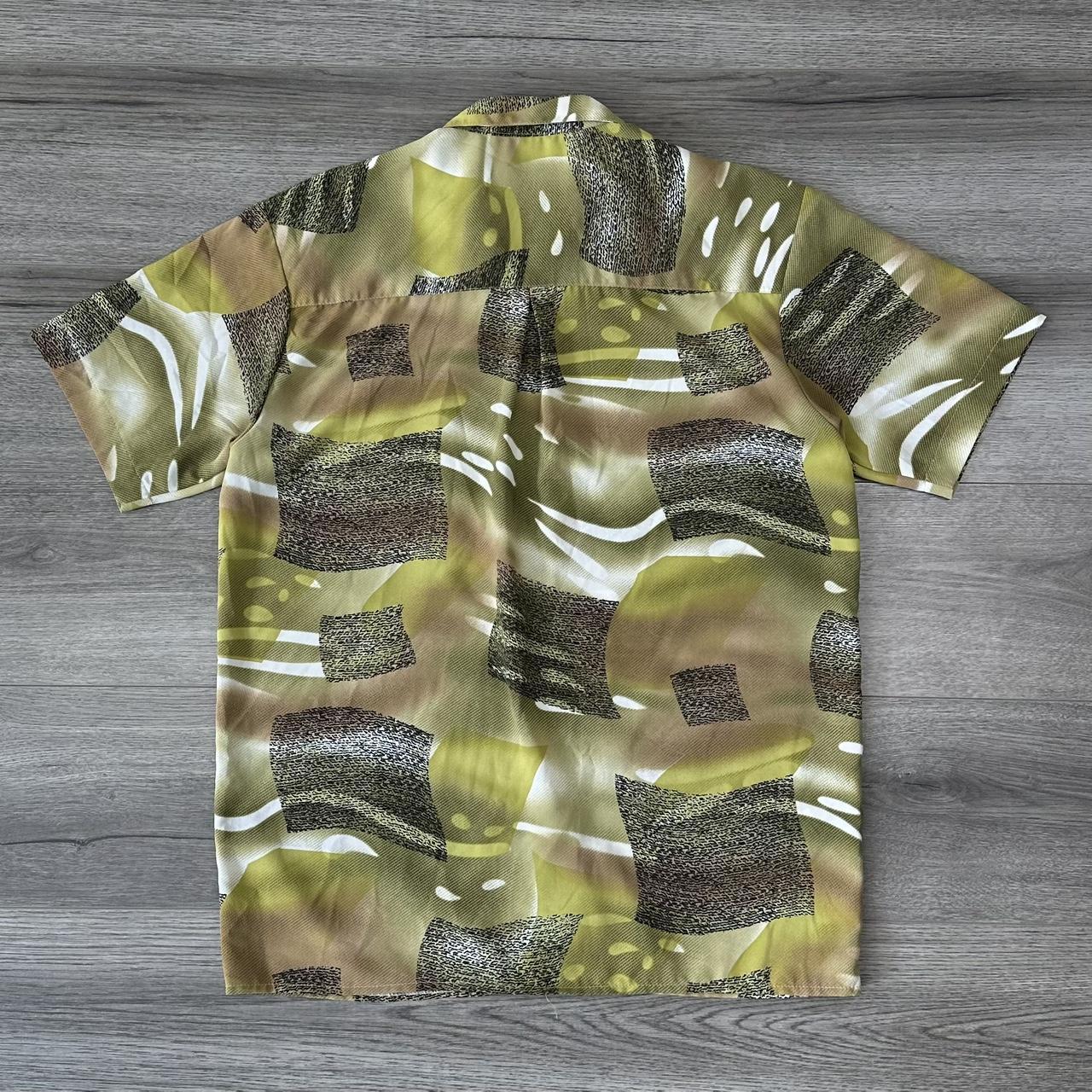 Name: 90s Callan Crazy Pattern Shirt Size: Fits... - Depop