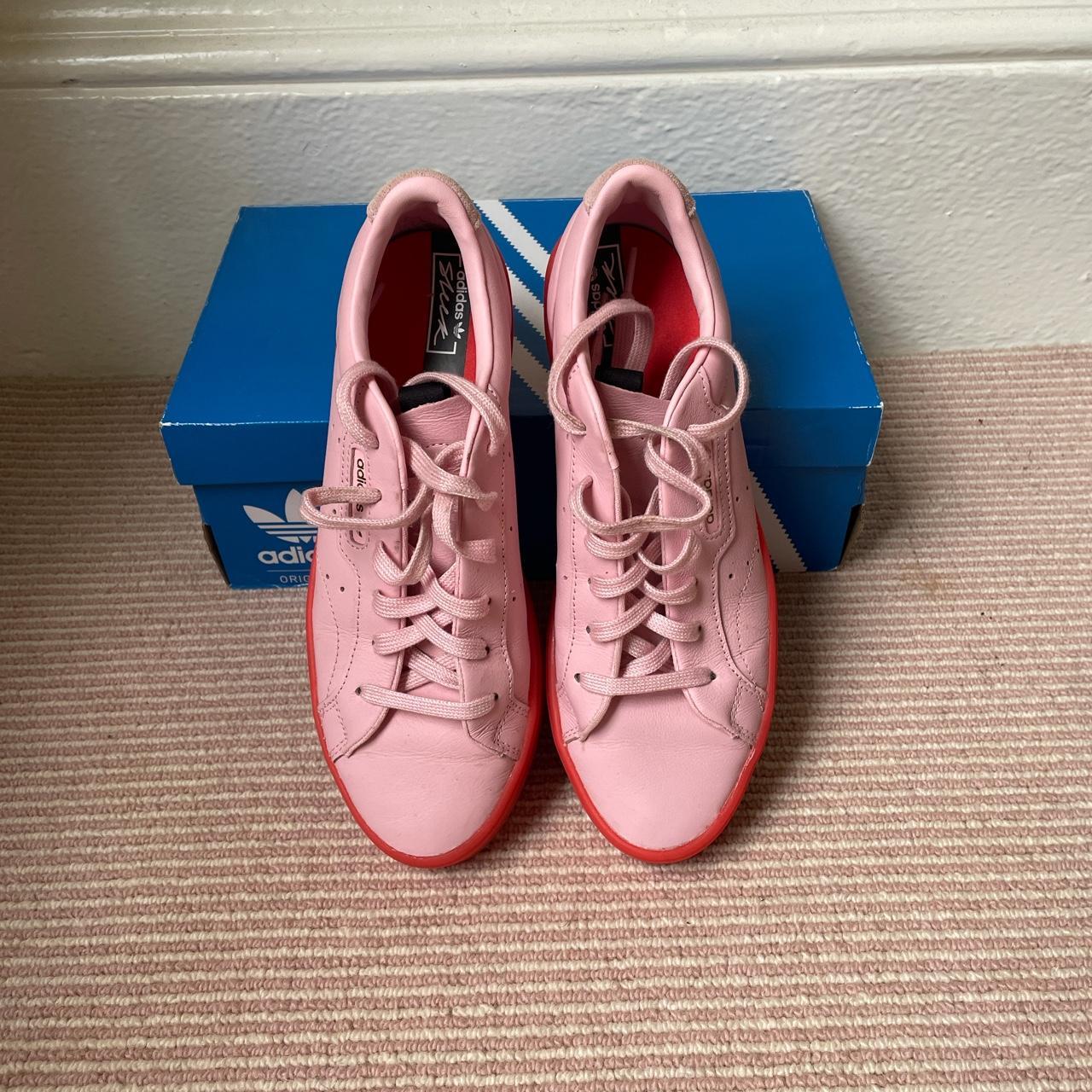 Adidas Women's Pink Trainers | Depop