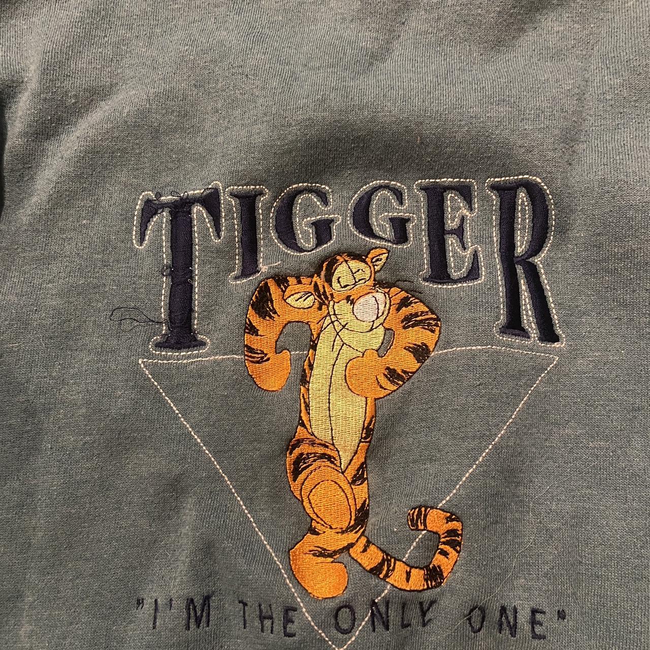 Vintage Tigger green crewneck - some wear as shown - Depop