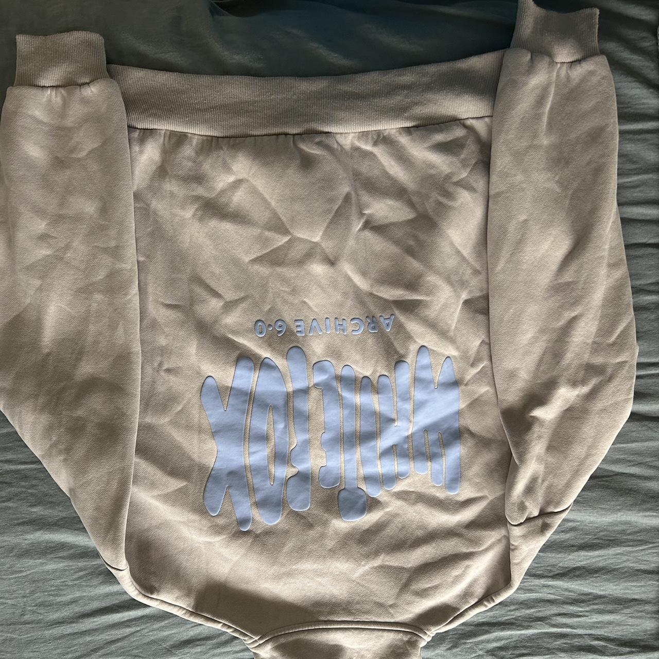 White fox quarter zip size s/m - Depop