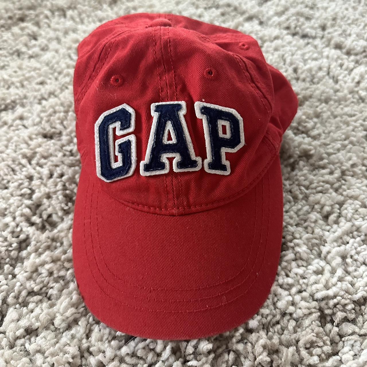 Gap hat! Adjustable strap :) - Depop