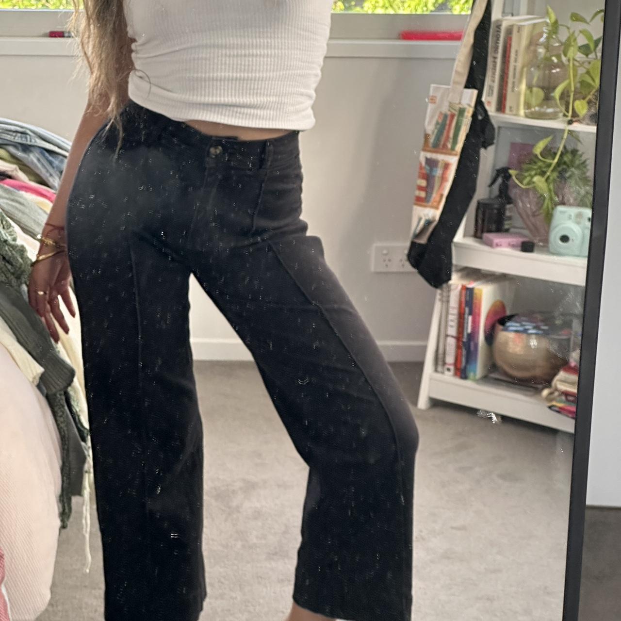 black fitted glassons pants! these baddies have had... - Depop