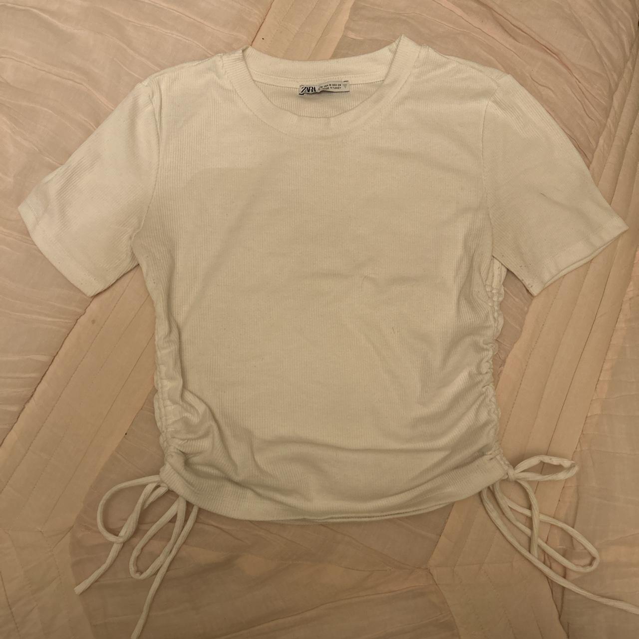 Zara white top. Super cute ruching on side with... - Depop