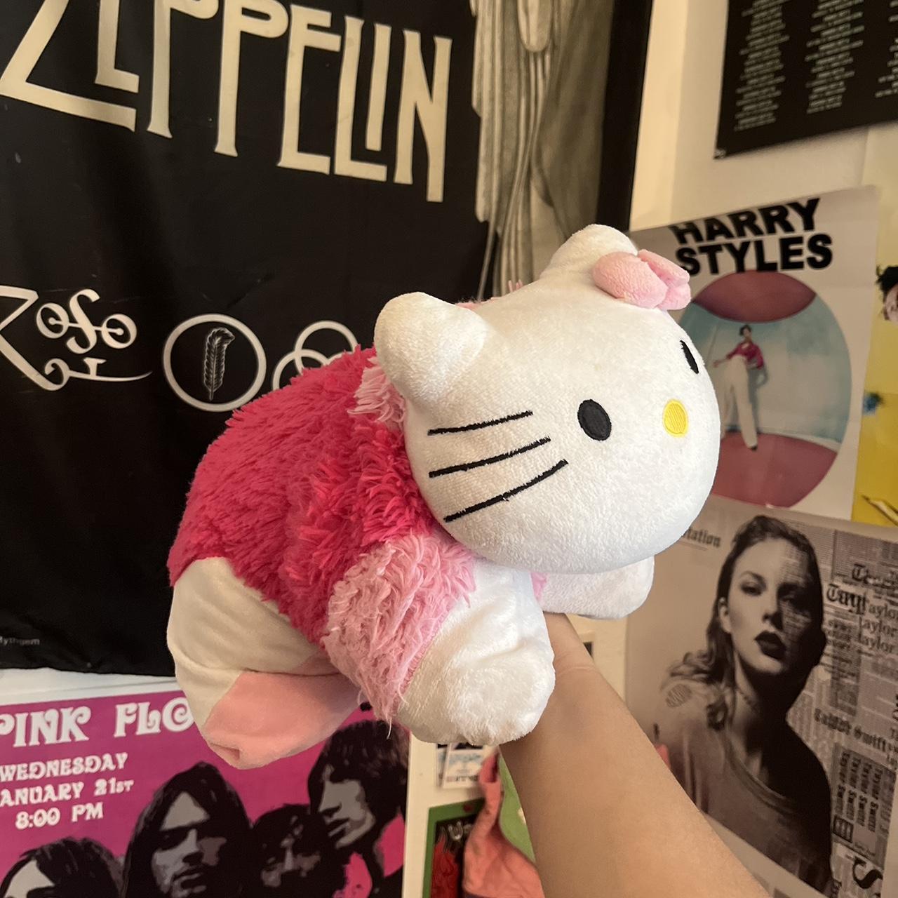 Hello Kitty Soft-furnishings-textiles | Depop