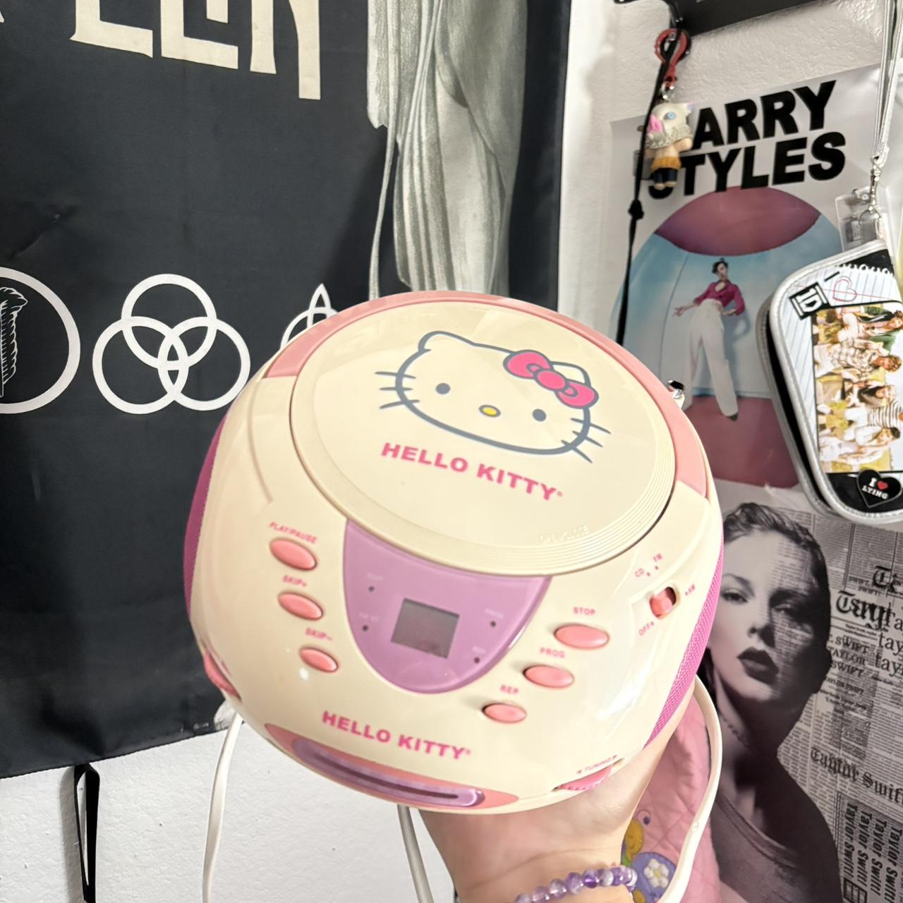 hello kitty cd player! only radio... - Depop