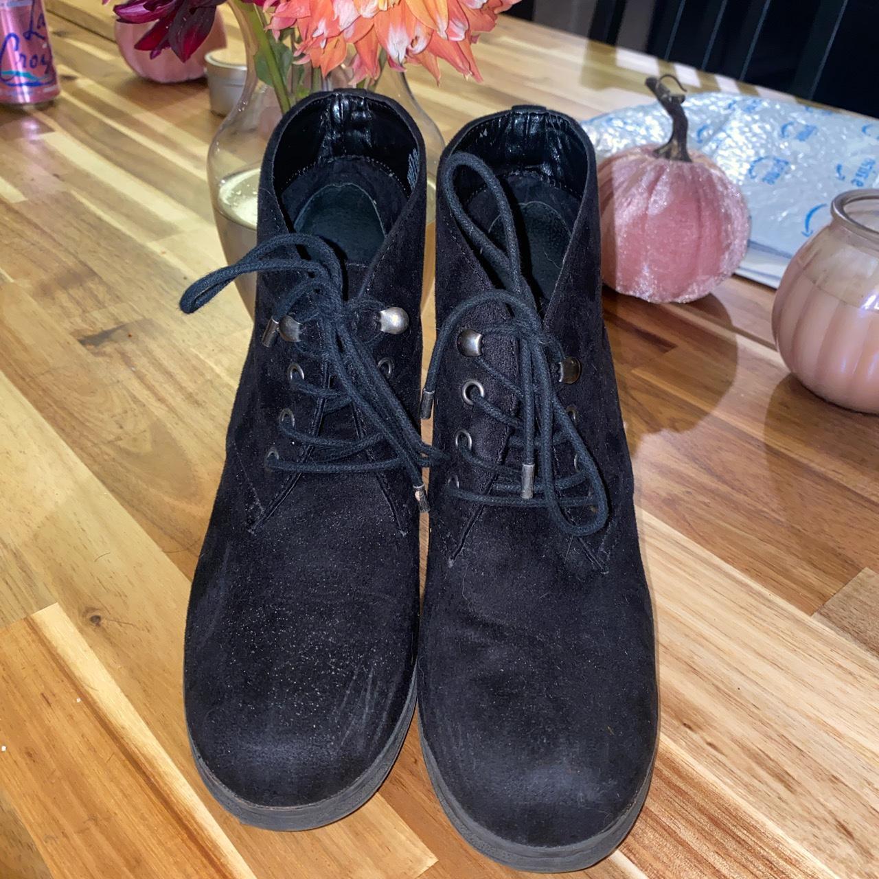 black wedge lace up ankle booties!!! soooooooo... - Depop