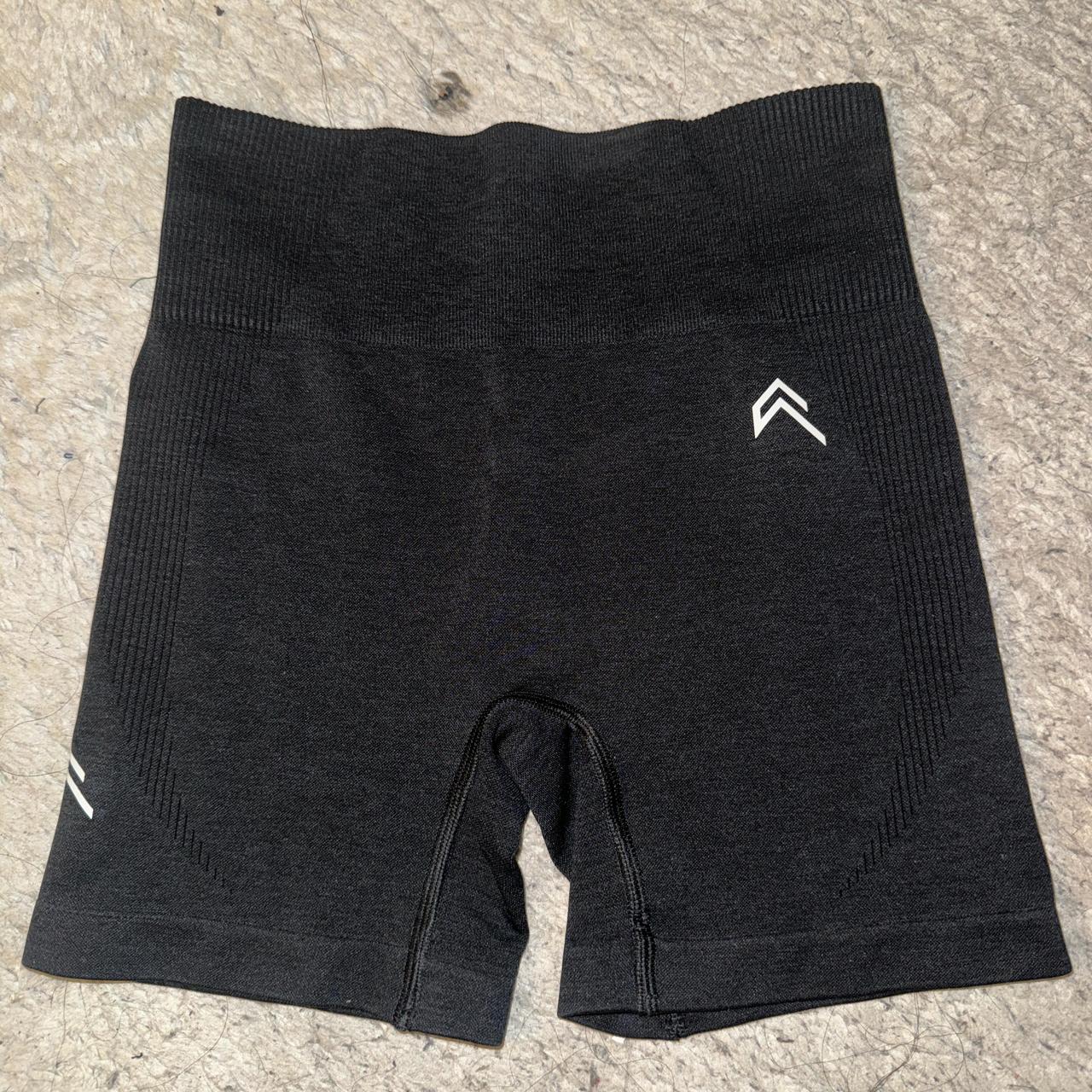 Oner Active classic seamless short size XS - Depop