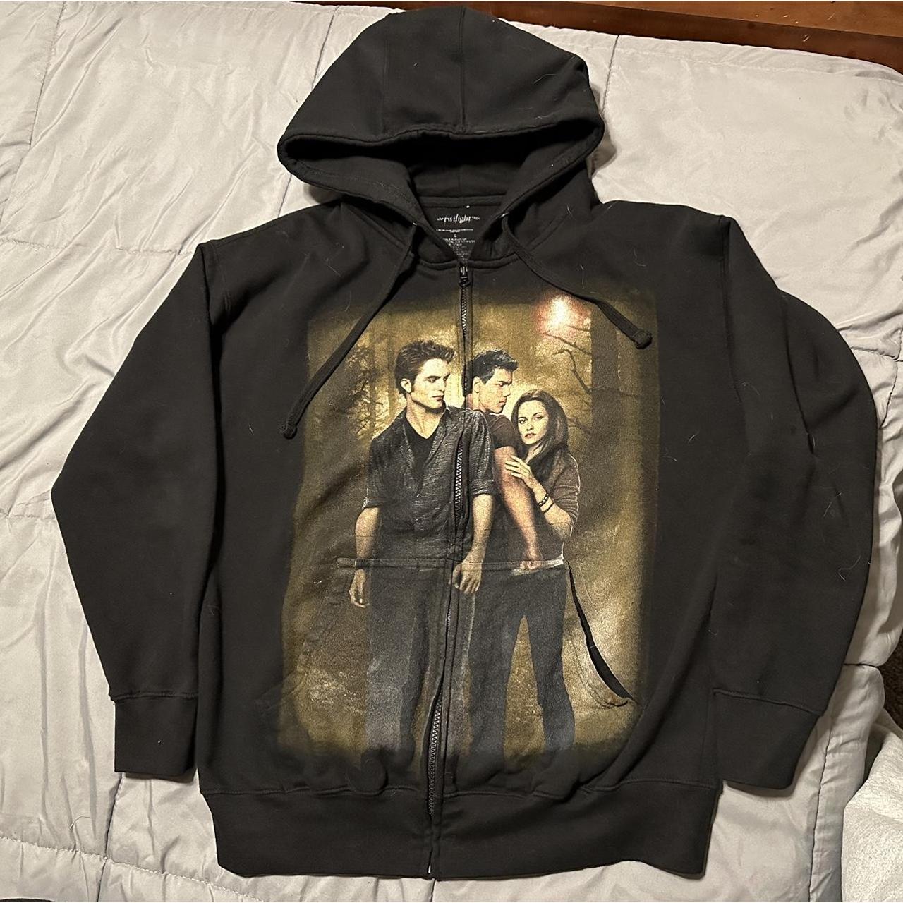 Hot Topic Men's Sweatshirt | Depop