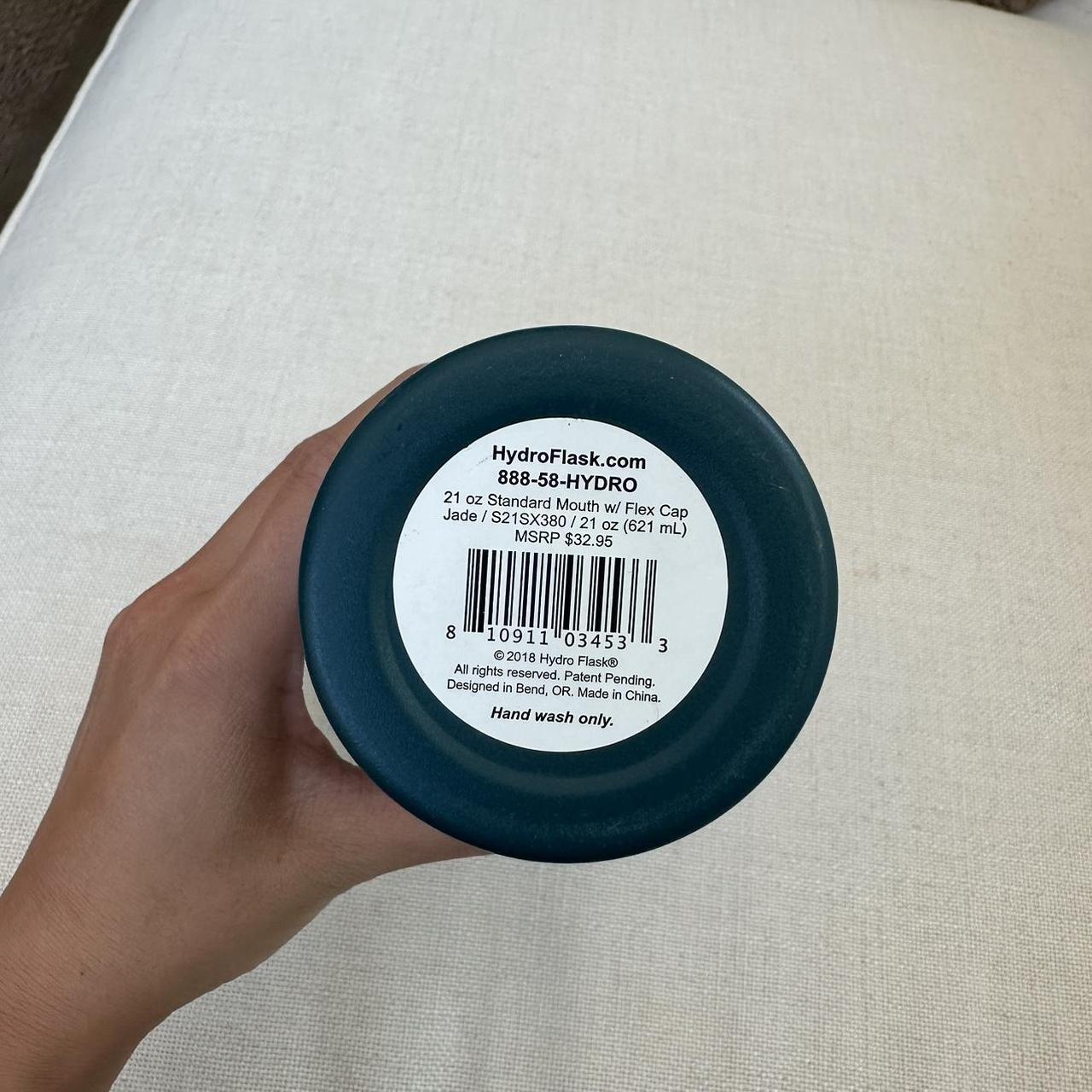 21 oz jade hydro flask - originally $35 almost... - Depop