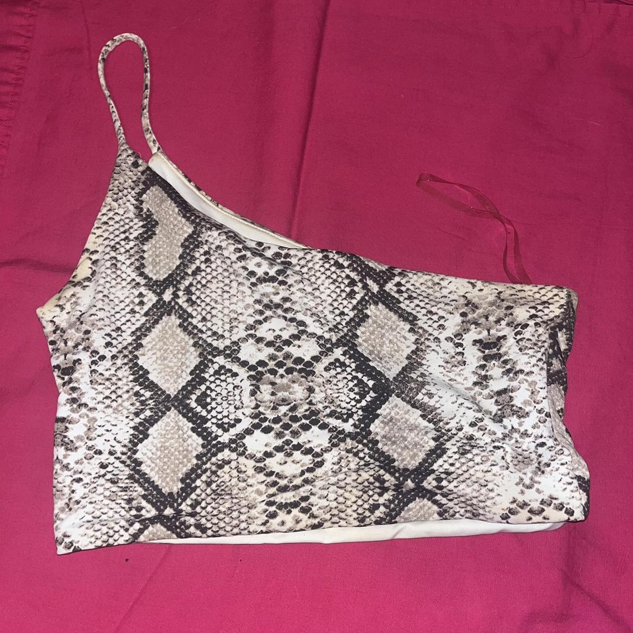 supre snakeskin crop top size L worn once - Depop